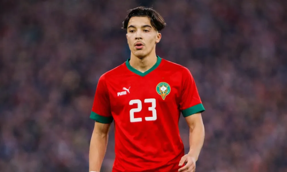 Rayane Bounida convoqué avec le Maroc : le talent de l’Ajax rejoint les ...
